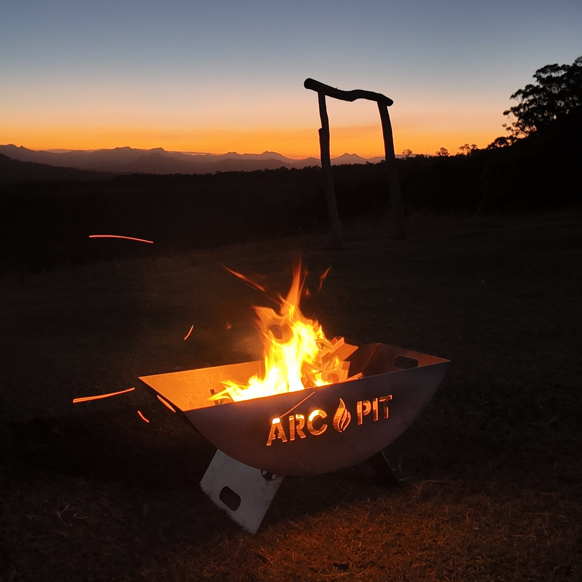 ArcPit XL - Portable Fire Pit
